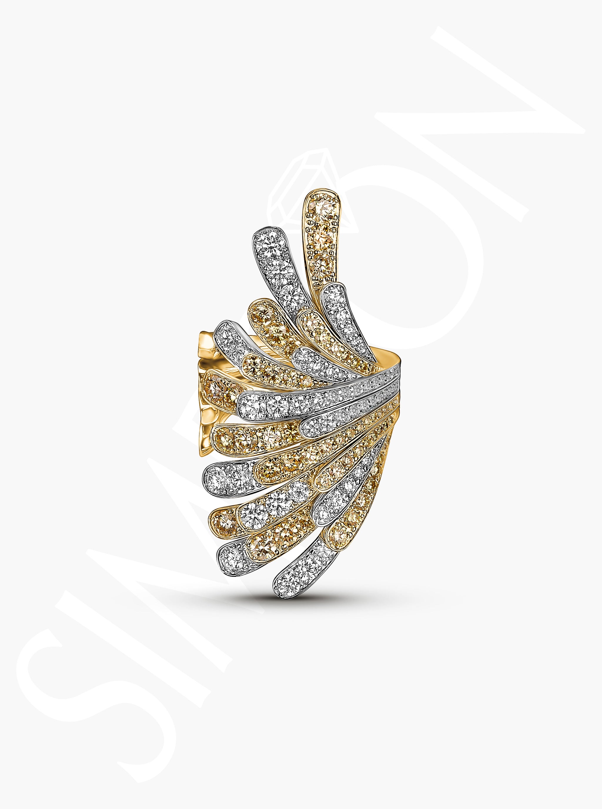Two-Tone Spiral Diamond Ring ? A Statement in Modern Luxury Jewelry